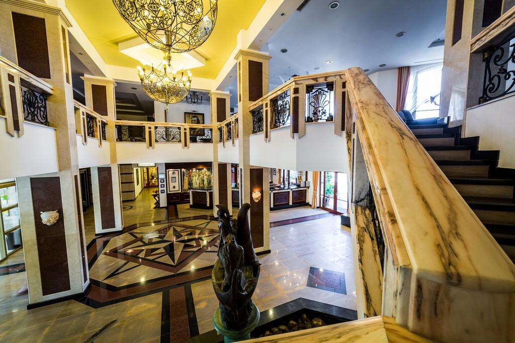 Royal Palace Helena Sands - BUDAPEST BUD, Repülő - 8 nap / 7 éj ...