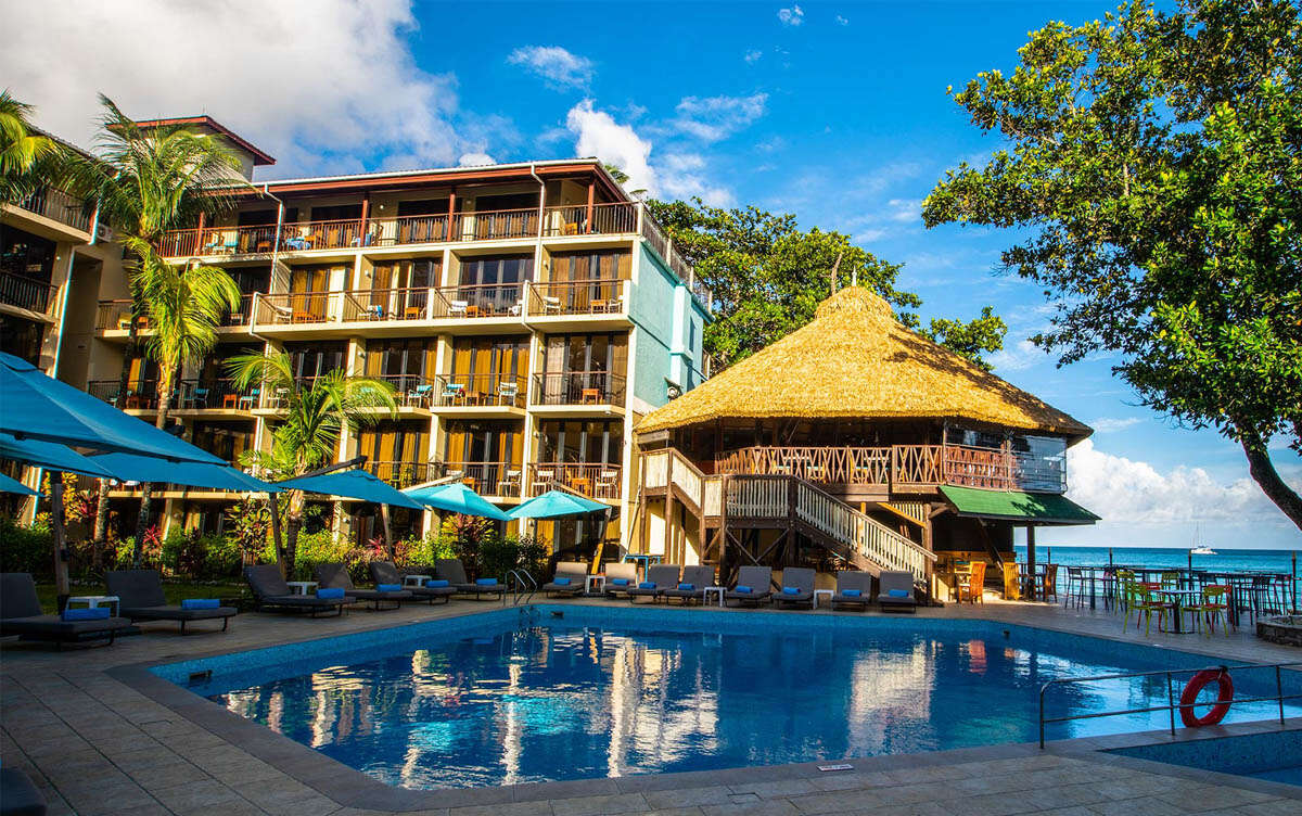 Seychelle-szigetek / Coral Strand Smart Choice Hotel**** / Mahé ...